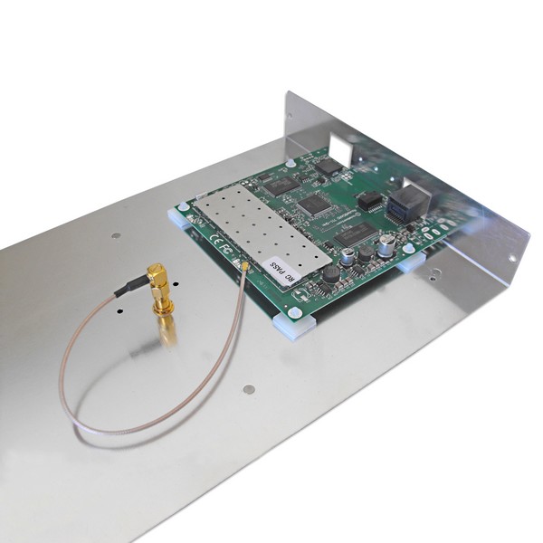 Aerial.net :: 5.x GHz MikroTik 19dBi EZ-Panel Bundle - SiSo